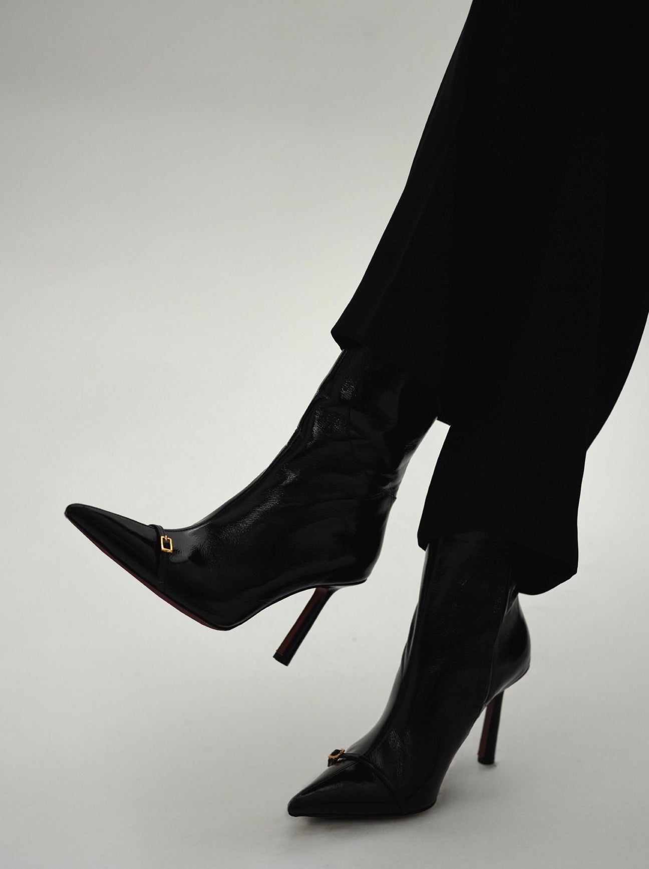 Pointy Toe Boots by Manu Atelier