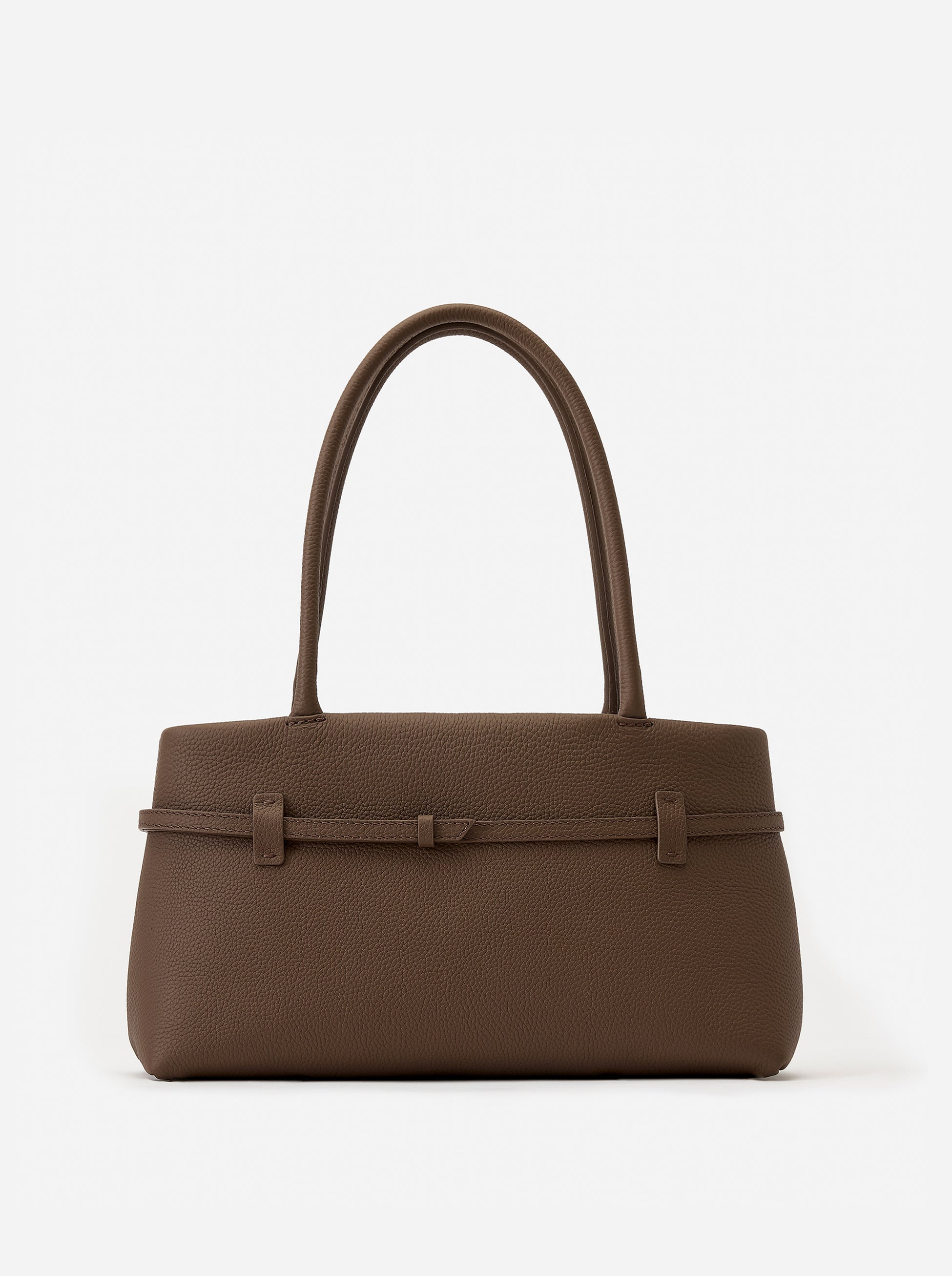 Le Cambon East West Collection by Manu Atelier